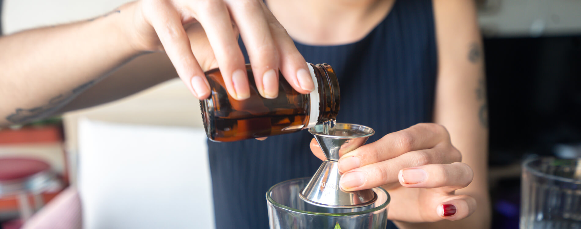 Master the Art of Mixology at an Online Cocktail Making Class | ClassBento