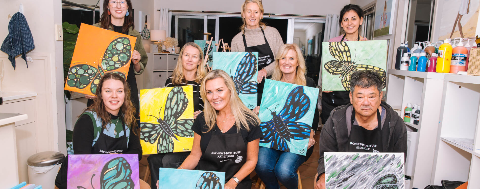 Why Is Everyone Talking About Paint and Sip Classes | ClassBento