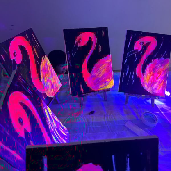 Neon Paint and Sip Class Sydney | Events | ClassBento