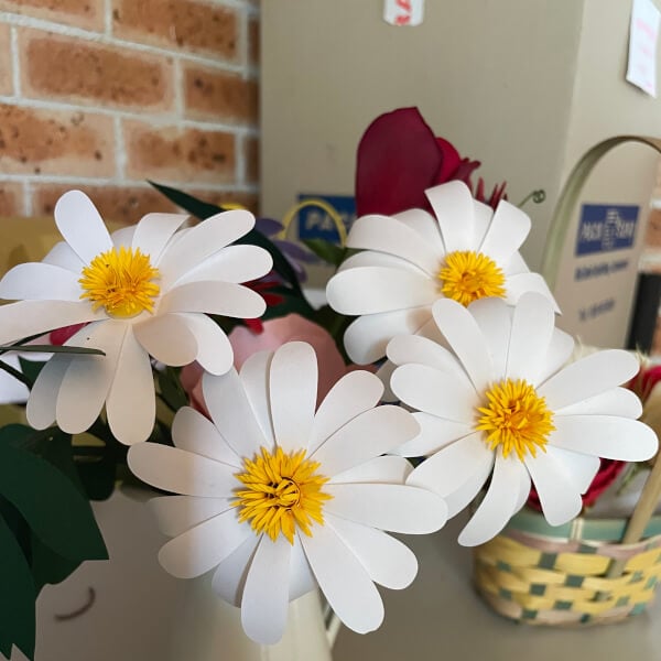 Paper Flower Daisy Bouquet Workshop Sydney | Events | ClassBento