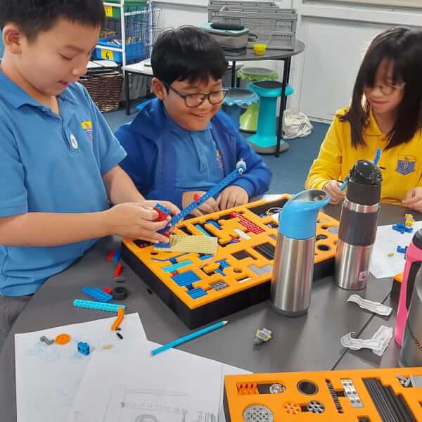 School Holidays Workshop - Robotics with Lego (Carlton) Sydney | ClassBento