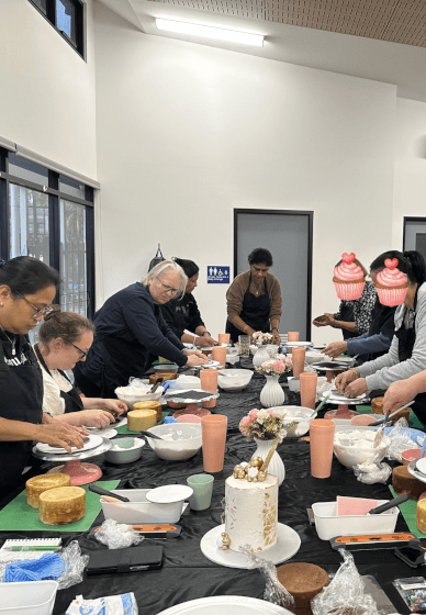 Fondant Cake Decorating Class Melbourne | Gifts | ClassBento