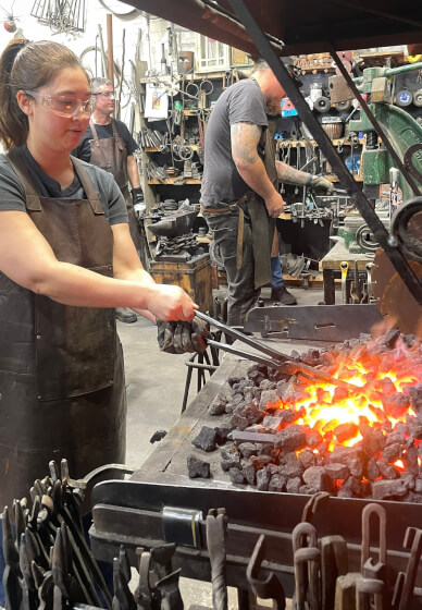 Knife Making Class: Forge a Knife Melbourne | Gifts | ClassBento