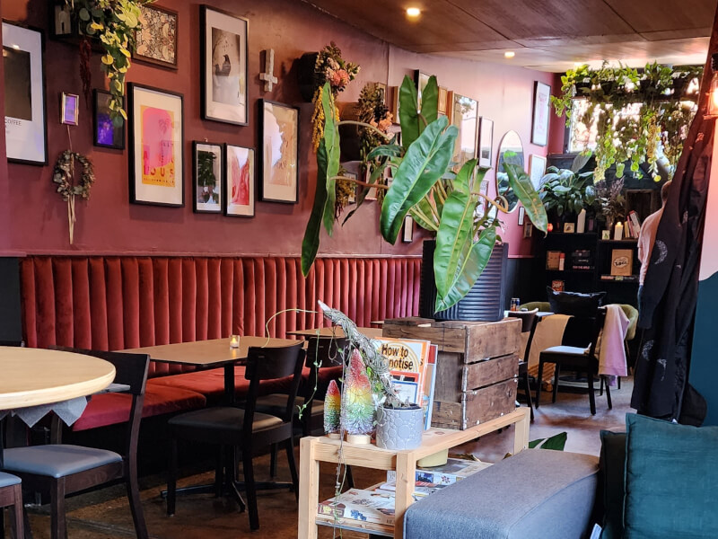 Hold Bar + Eatery | Workshop Venue in Essendon | ClassBento